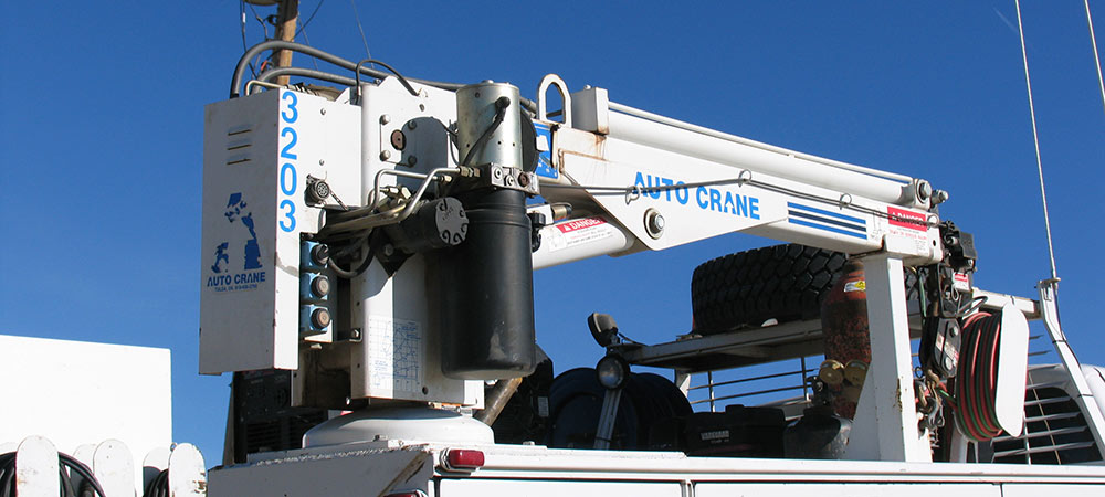 mobile-crane-closeup | Cranes & Material Handling, Inc.